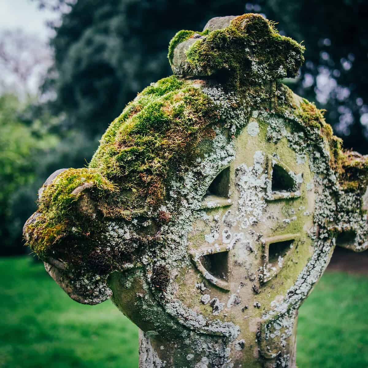 La croix celtique, symbole de la nation irlandaise | Emmanuel ...